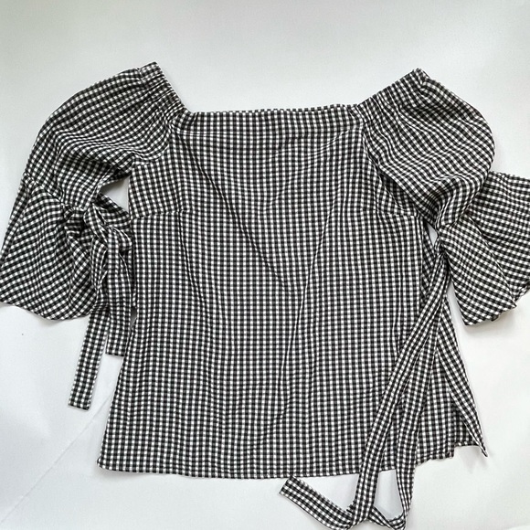 H&M | Tops | Hm Gingham Off Shoulder Top | Poshmark